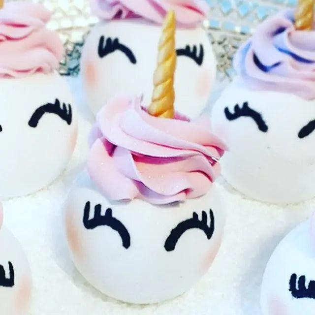 Uni-Bomb XL: Bath Bomb & Soap Unicorn Delight